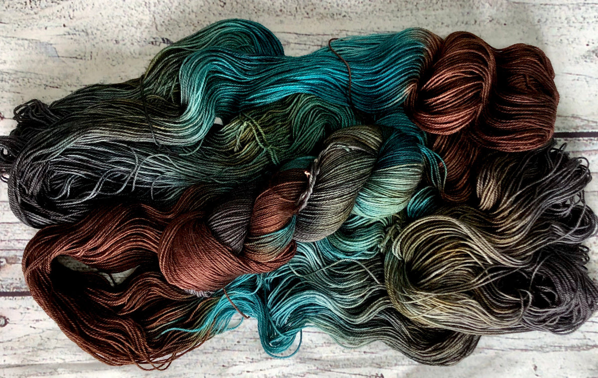 Brown-headed Cowbird – Songbird Yarn & Fibres